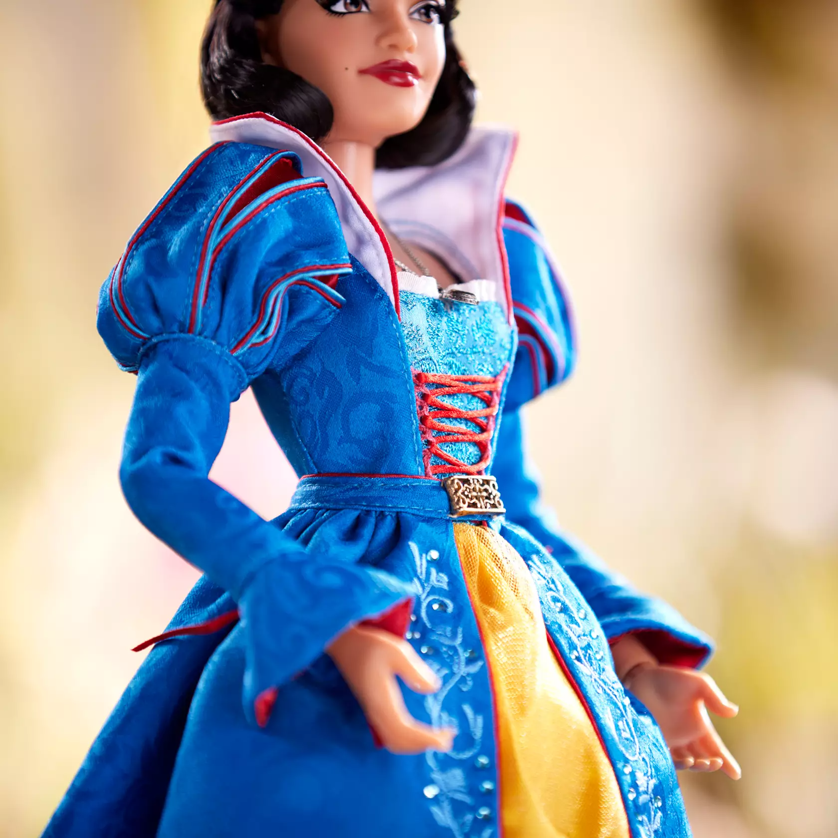 Snow White Limited Edition Doll – Disney's Snow White – 16'' - Magical ...